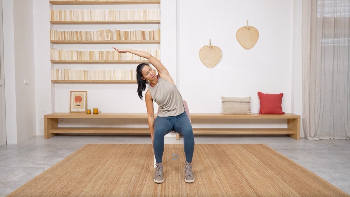 Yoga en silla: práctica sencilla y útil - Xuan Lan Yoga
