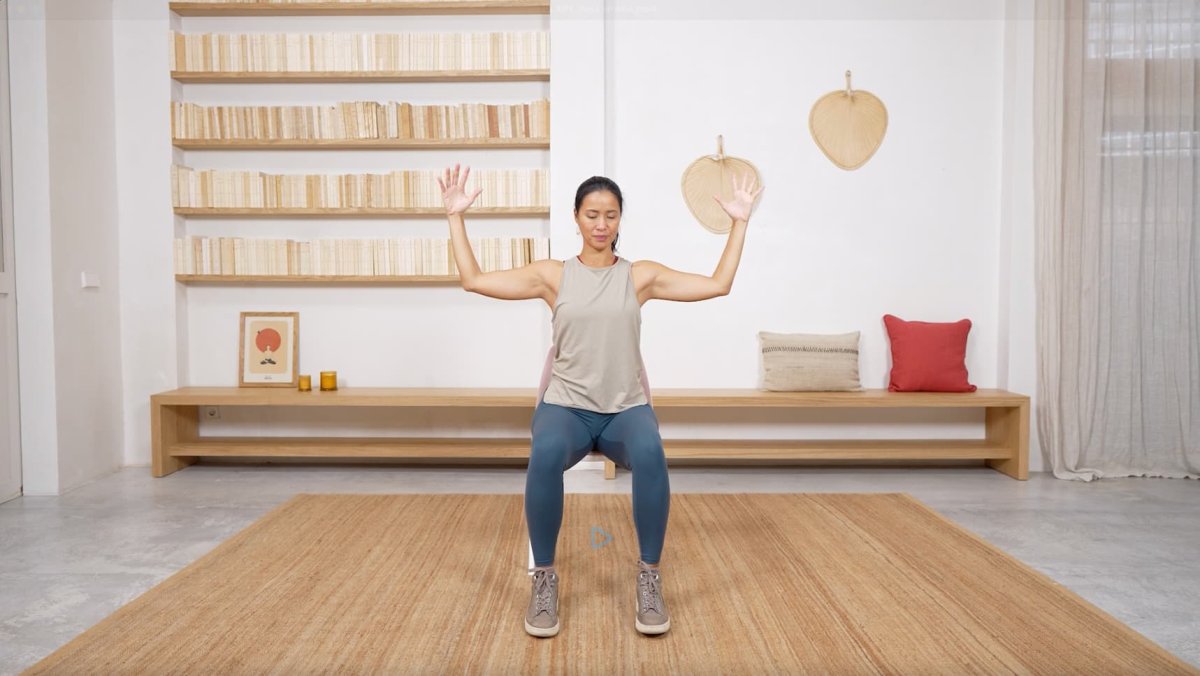 Yoga en silla: práctica sencilla y útil - Xuan Lan Yoga